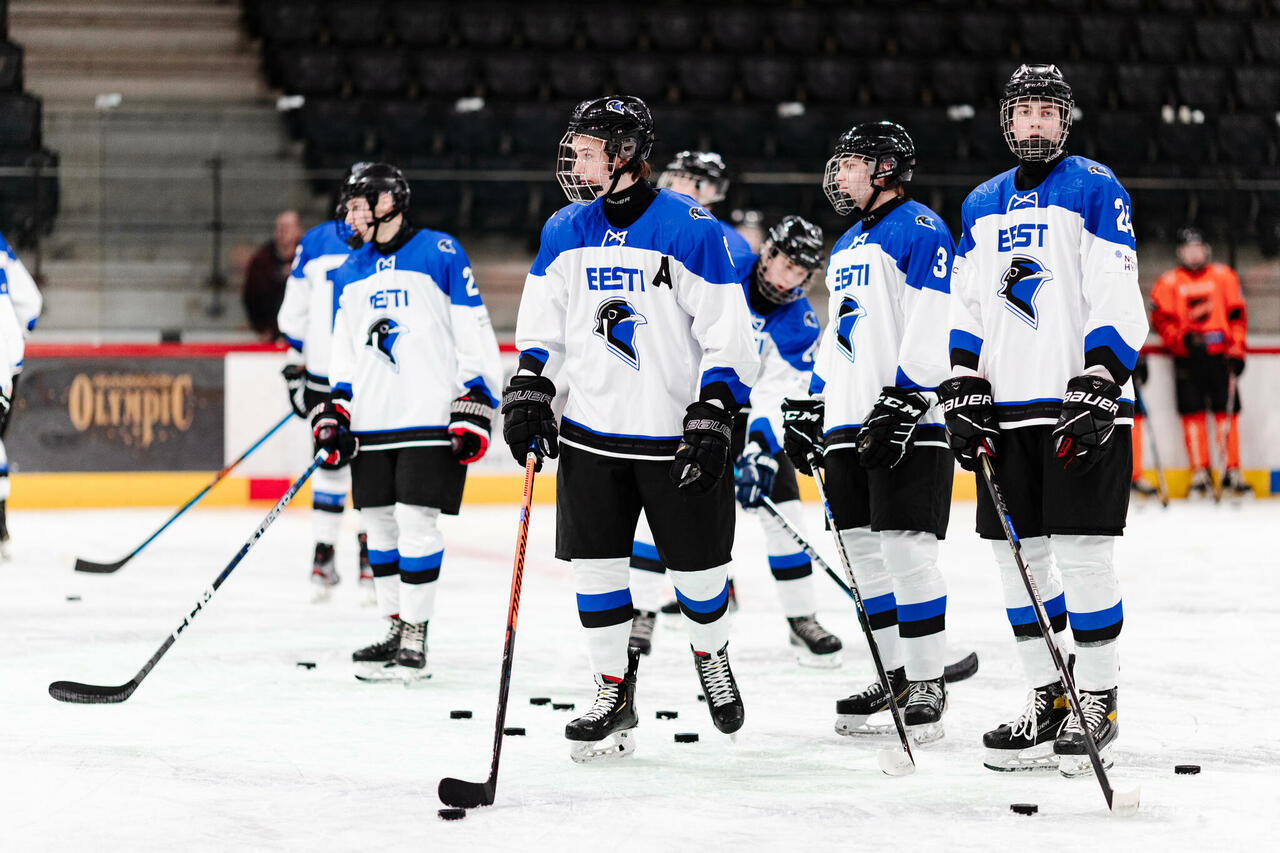 Eesti U18 noortekoondis alustab täna Bledis MM-turniiri avamänguga ...